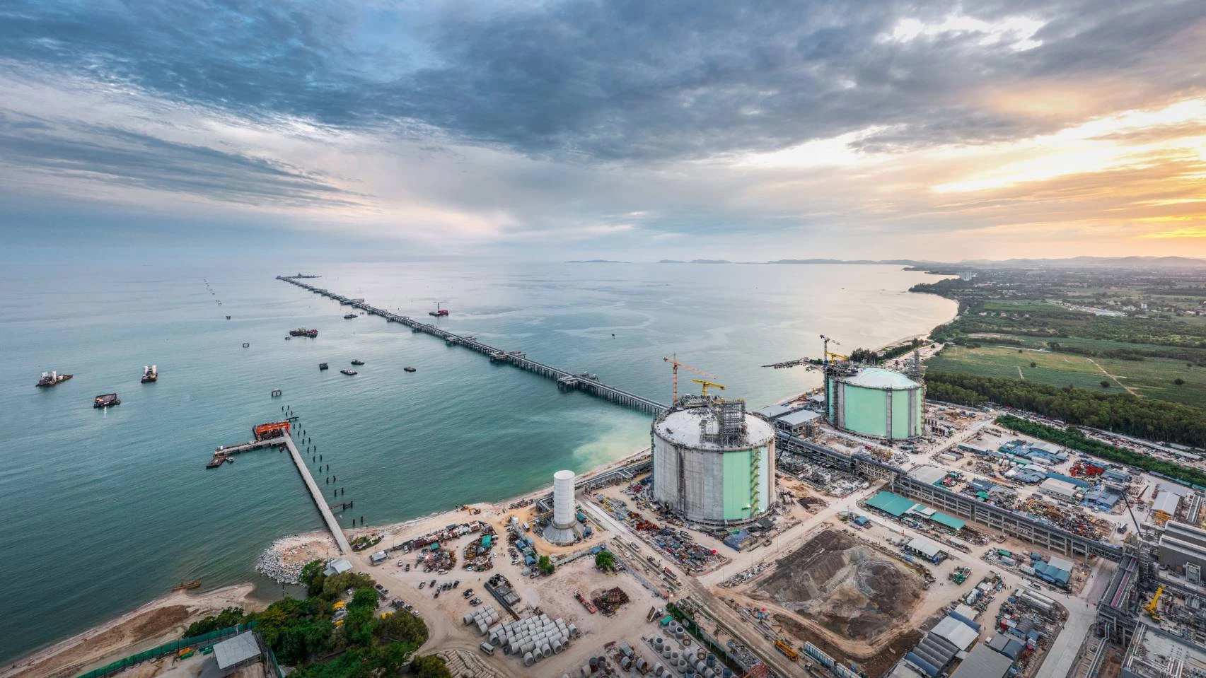 "PTTGL" ซื้อขาย LNG ระยะยาว 20 ปี 1 ล้านตันต่อปีกับบริษัทในสหรัฐอเมริกา