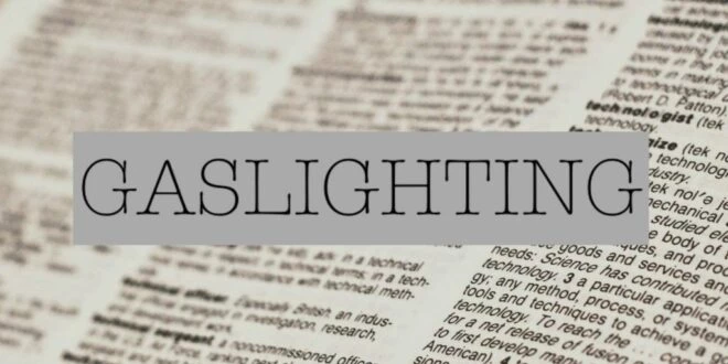 “gaslighting” คำศัพท์แห่งปี 2022 ความหมายและที่มา