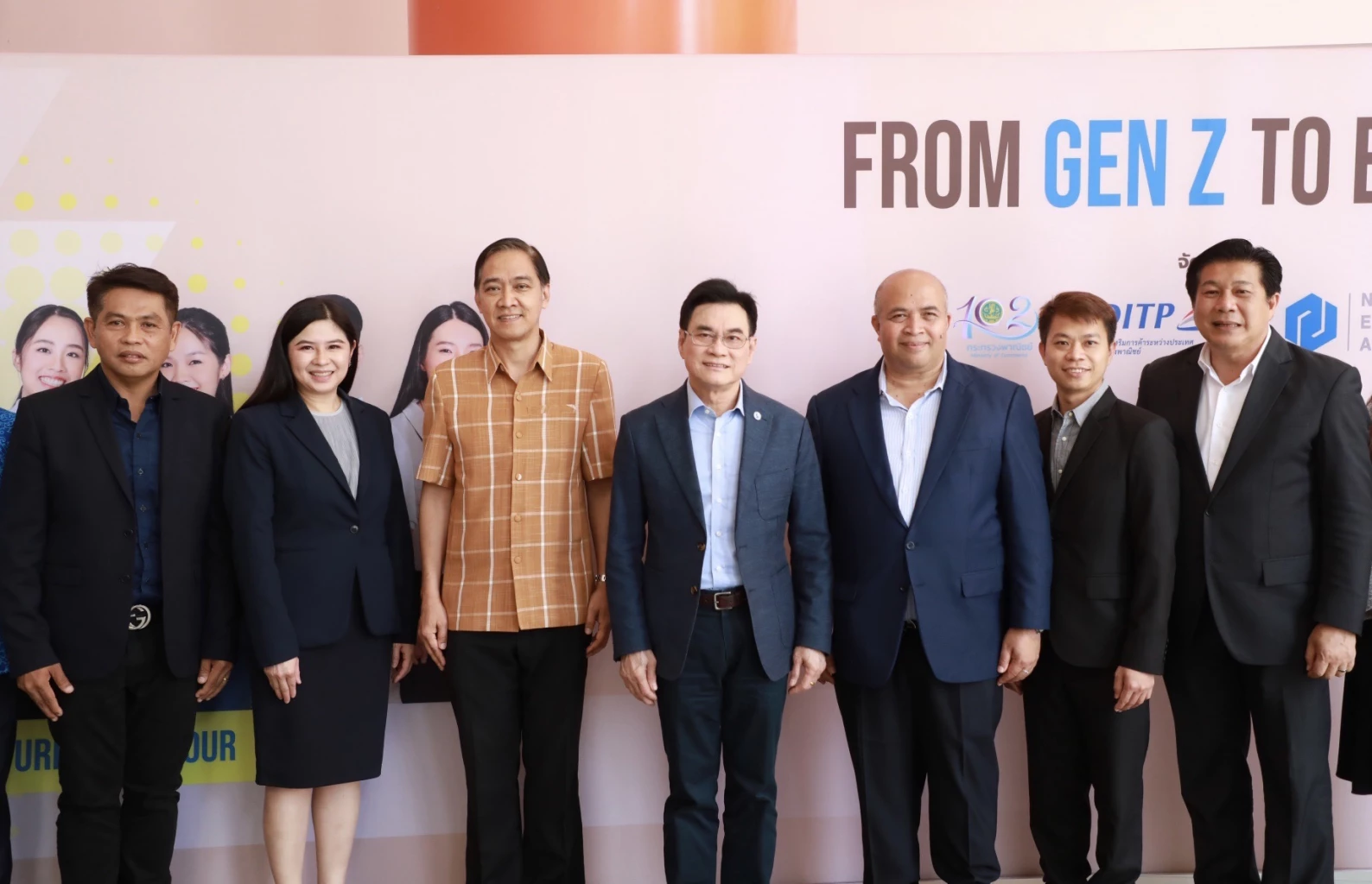 ”จุรินทร์” บุกภูเก็ต Kickoff สร้าง CEO Gen Z ปั้นแม่ทัพการค้ารุ่นใหม่