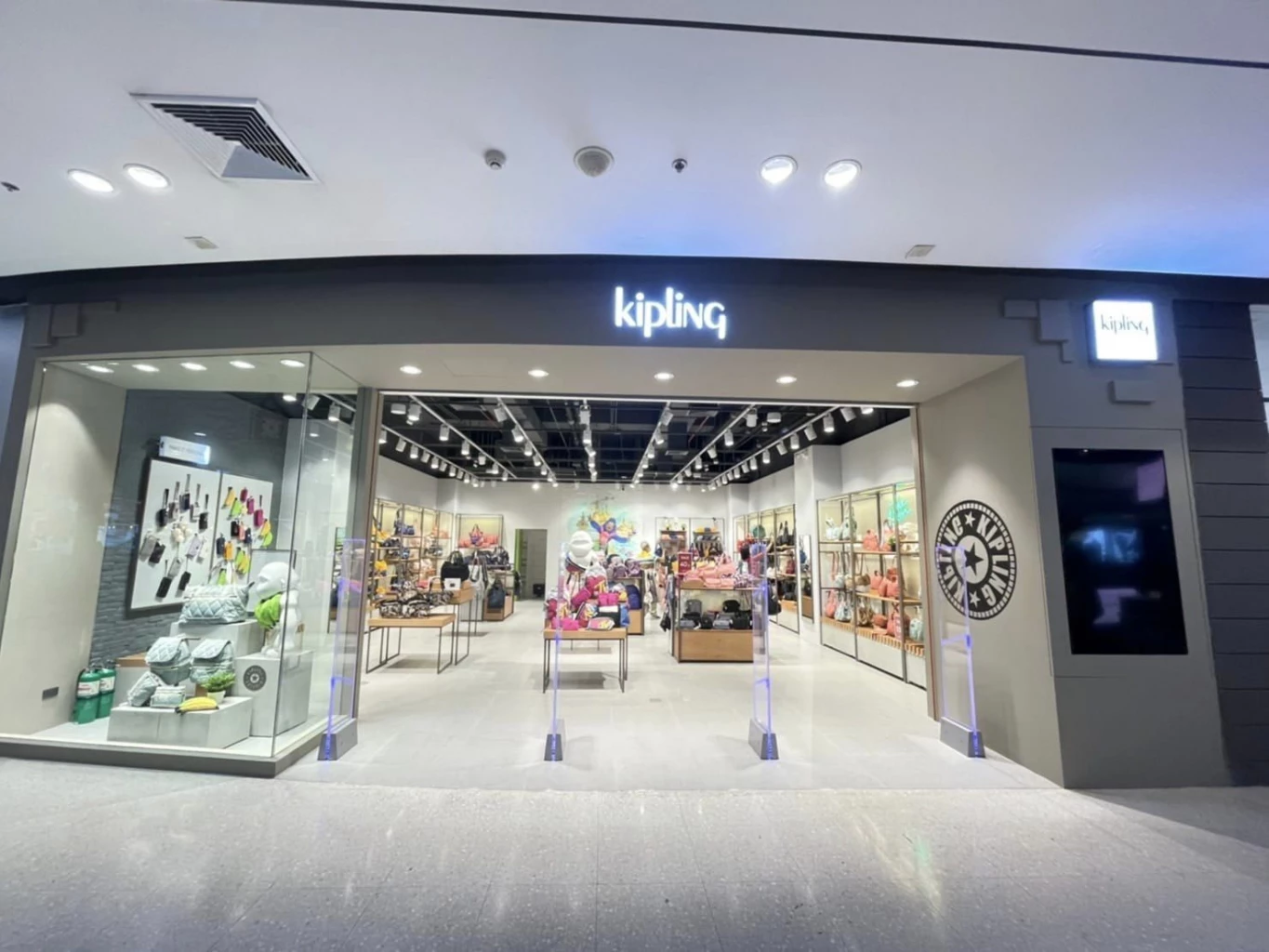 “ศีกัญญา” ทายาทโรงแรมหรู ฟื้น Kipling แตกไลน์สินค้าผู้ชาย-กระเป๋าเดินทาง