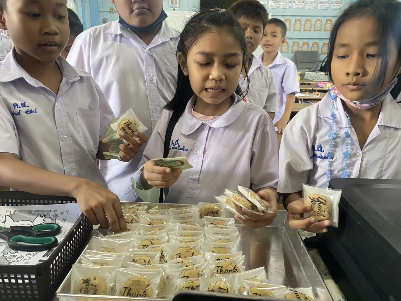 CPF สานประโยชน์โครงการเลี้ยงไก่ไข่ฯ สร้างทักษะอาชีพเบเกอรี่เด็ก Connext ED