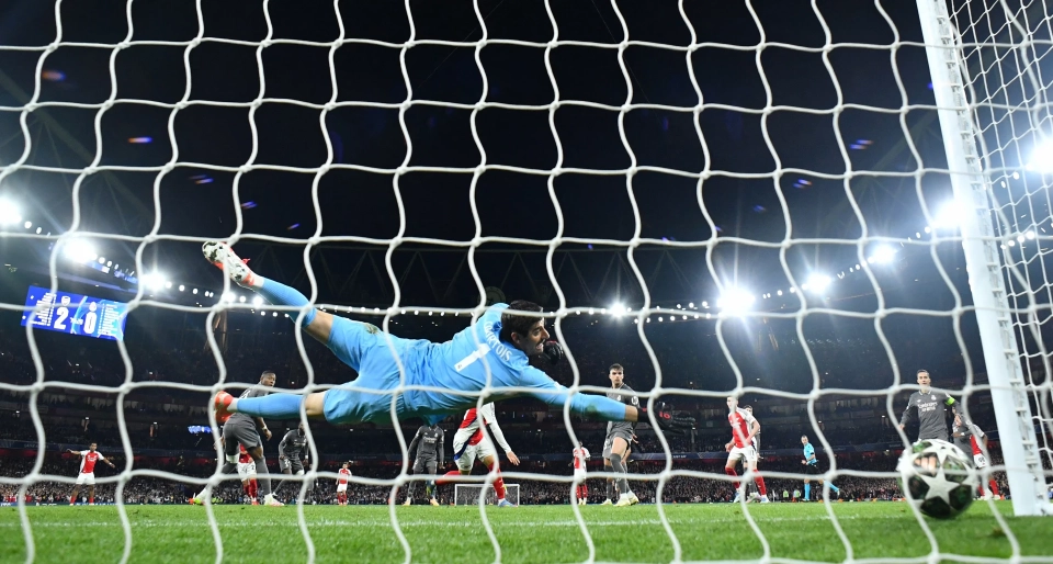 ไฮไลท์และผลบอลล่าสุด อาร์เซนอล ถล่ม เรอัล มาดริด 3-0 UCL รอบ 8 ทีม